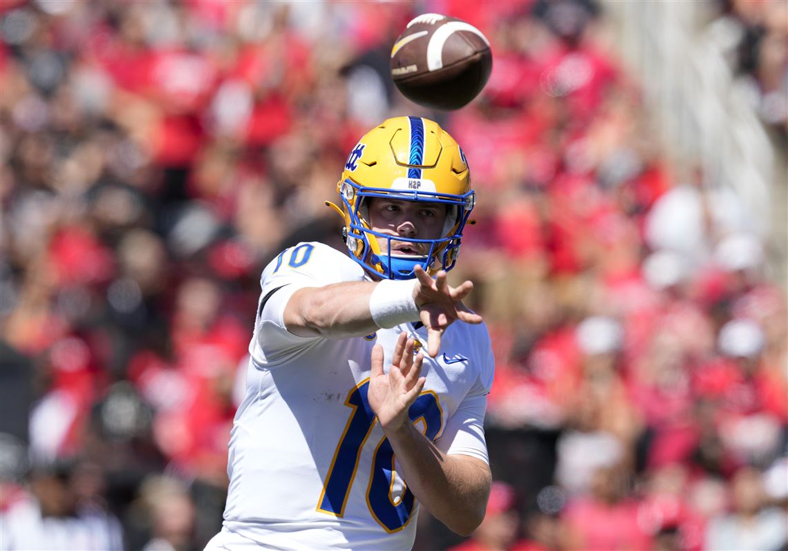 Pitt film study: Eli Holstein grows fast in Kade Bell's offense ...