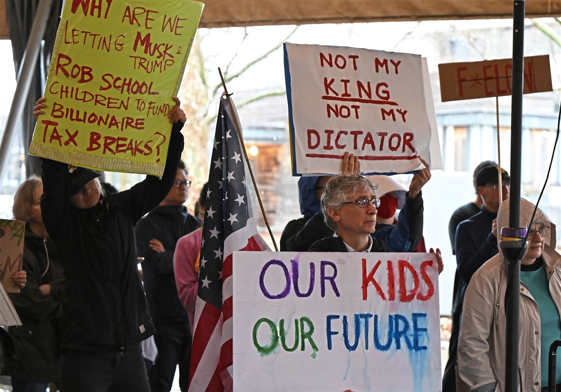 Demonstrators push back against Department of Education cuts at rally ...