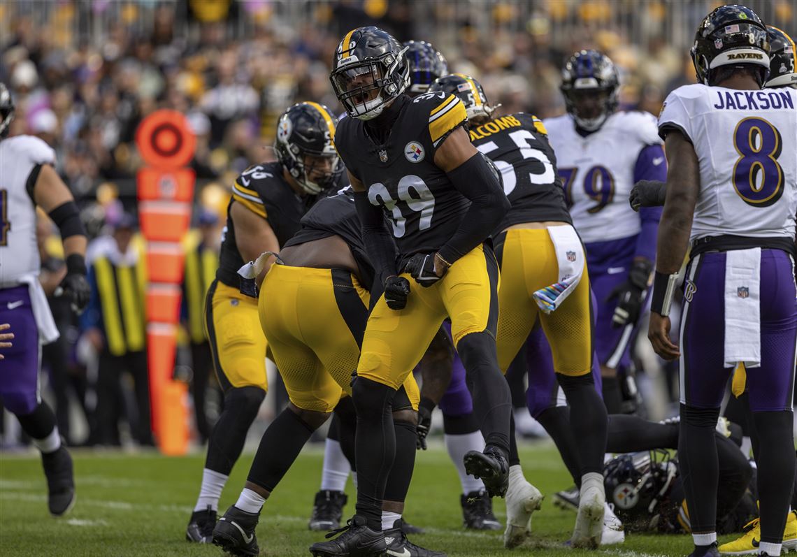 It would take a monumental collapse for the Steelers not to make the ...