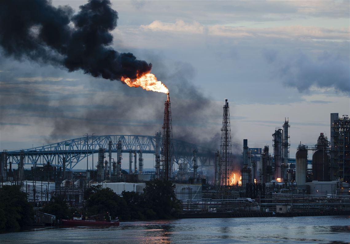 Small fire burns at Philly oil refinery that shook with explosions ...