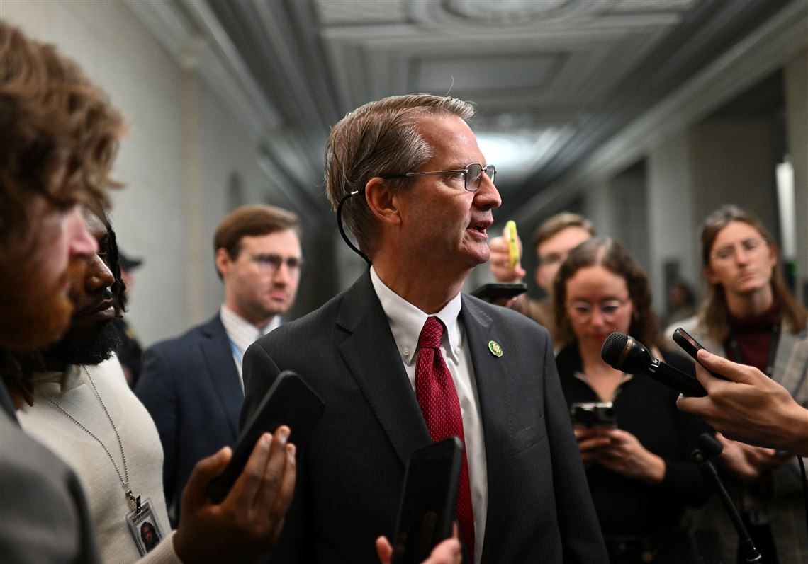 Stephen Mihm: When politicians really fought over the issues ...