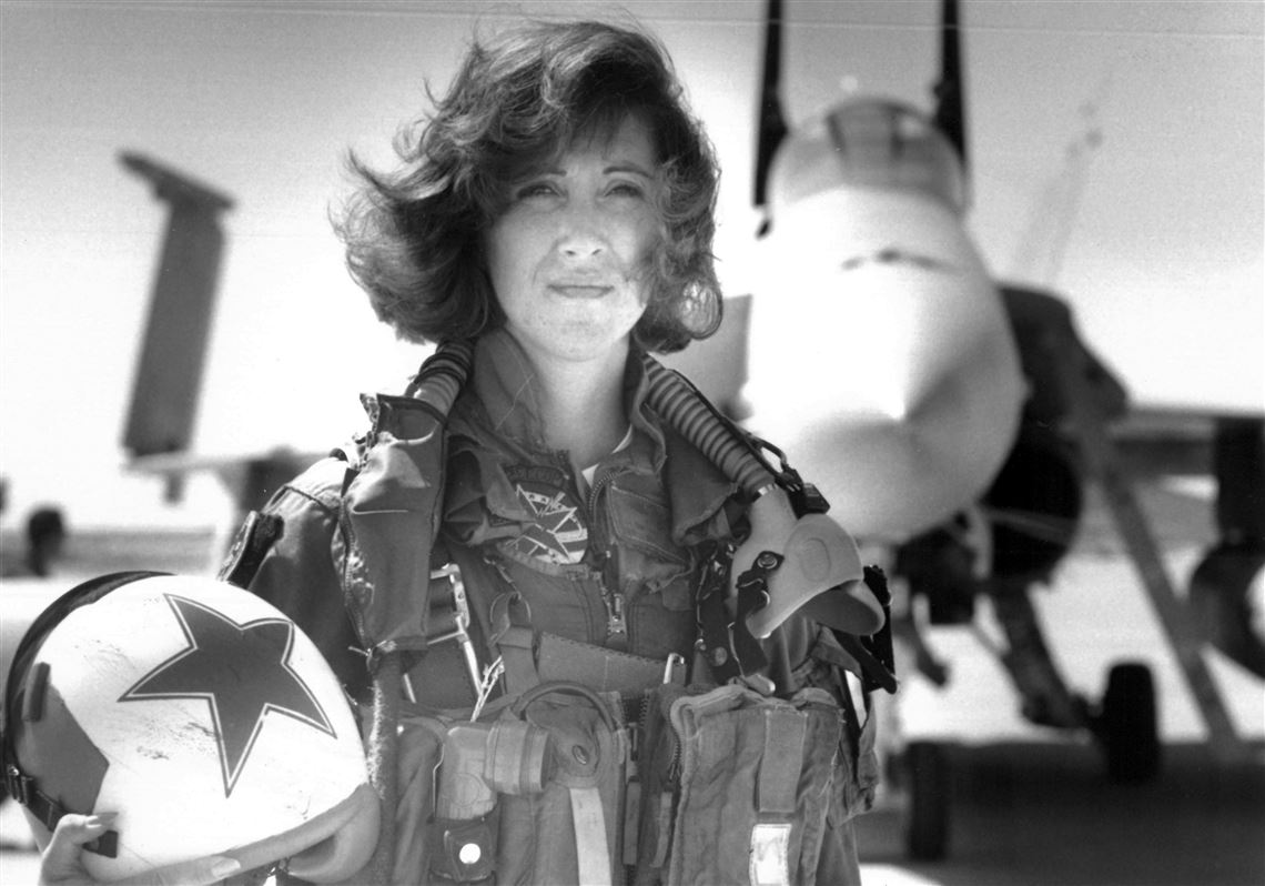 Sully was a hero; Shults is a female | Pittsburgh Post-Gazette