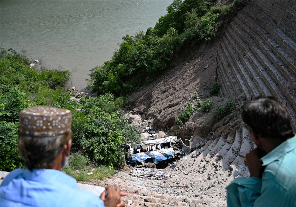 Officials: 2 separate bus crashes in Pakistan leave at least 36 people ...