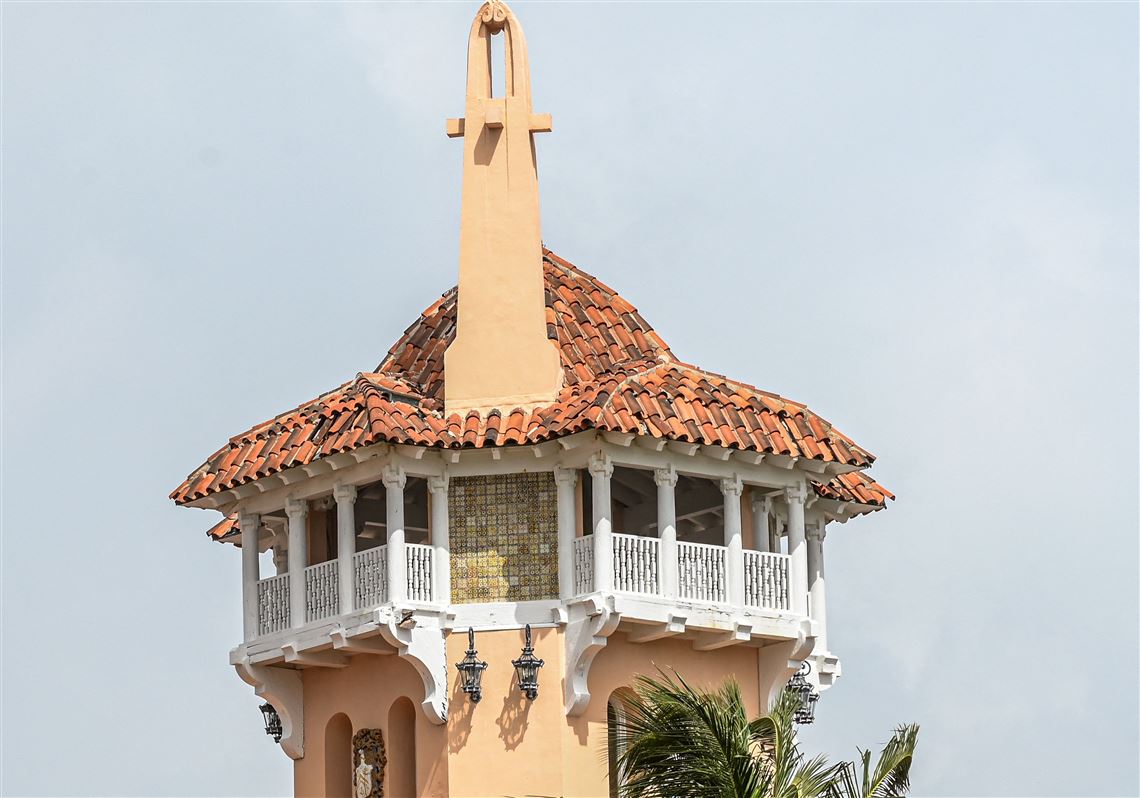 Mercer County man accused of threatening FBI agents emerged from home ...