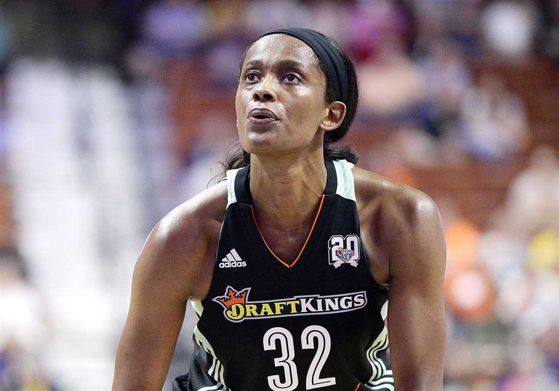 McKeesport native Cash recognized as one of WNBA's greatest players ...