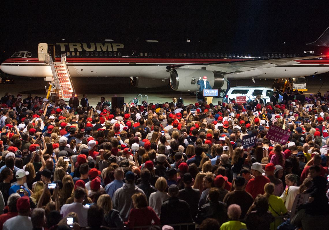 Trump returns March 10 to a familiar venue ... and with a familiar ...