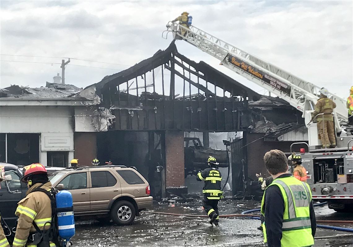 Auto body shop destroyed in W. Elizabeth fire | Pittsburgh Post-Gazette