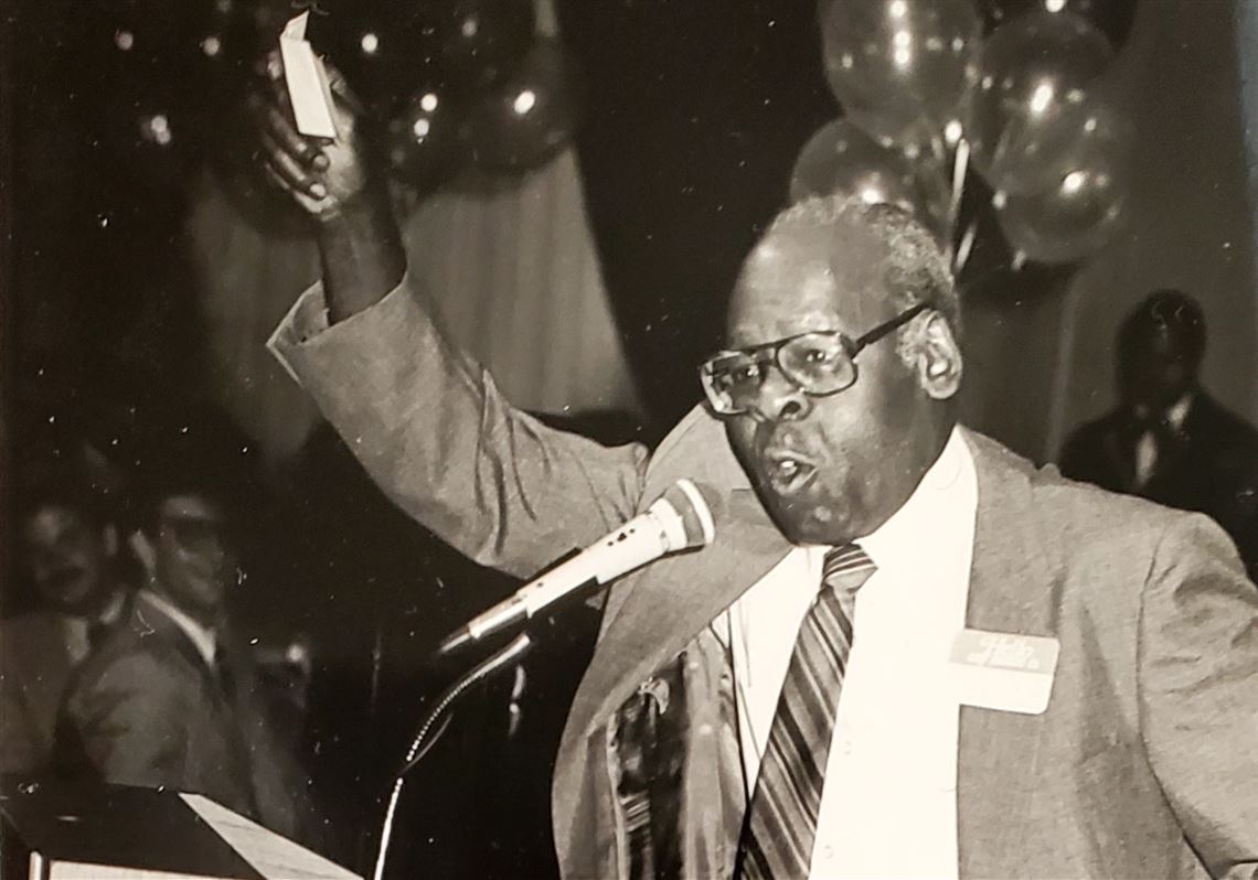 Allderdice High School class of 1974 to honor first Black principal on ...