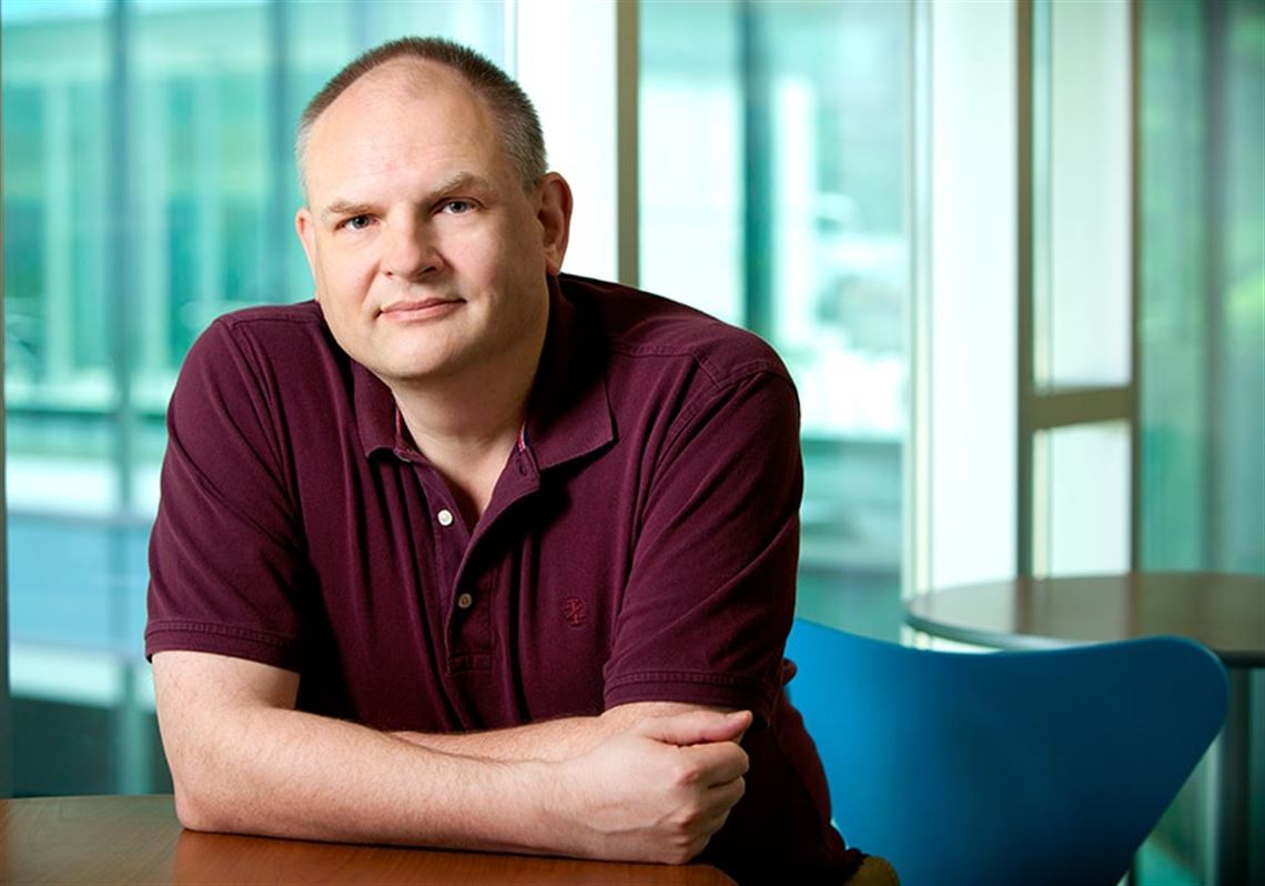 Andrew Moore steps down as dean of CMU's School of Computer Science ...