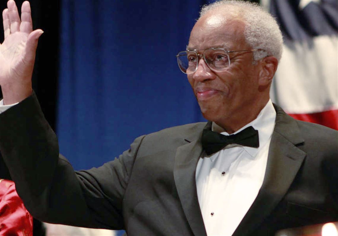 Penn State names building after pioneering astronaut Bluford ...