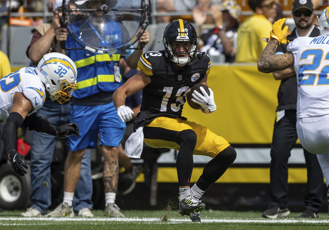 All-hands meeting: No NFL team has used more players on offense so far ...