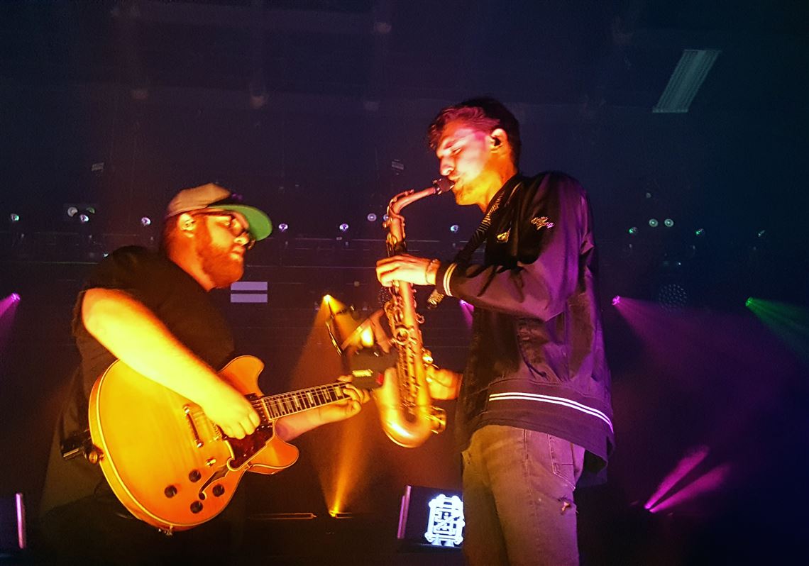 Concert review: EDM producer GRiZ brings a pure funk party to Stage AE ...