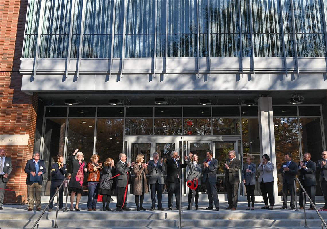 IUP opens $90 million science building | Pittsburgh Post-Gazette