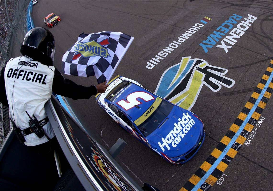 Larson claims 1st crown as NASCAR champ | Pittsburgh Post-Gazette