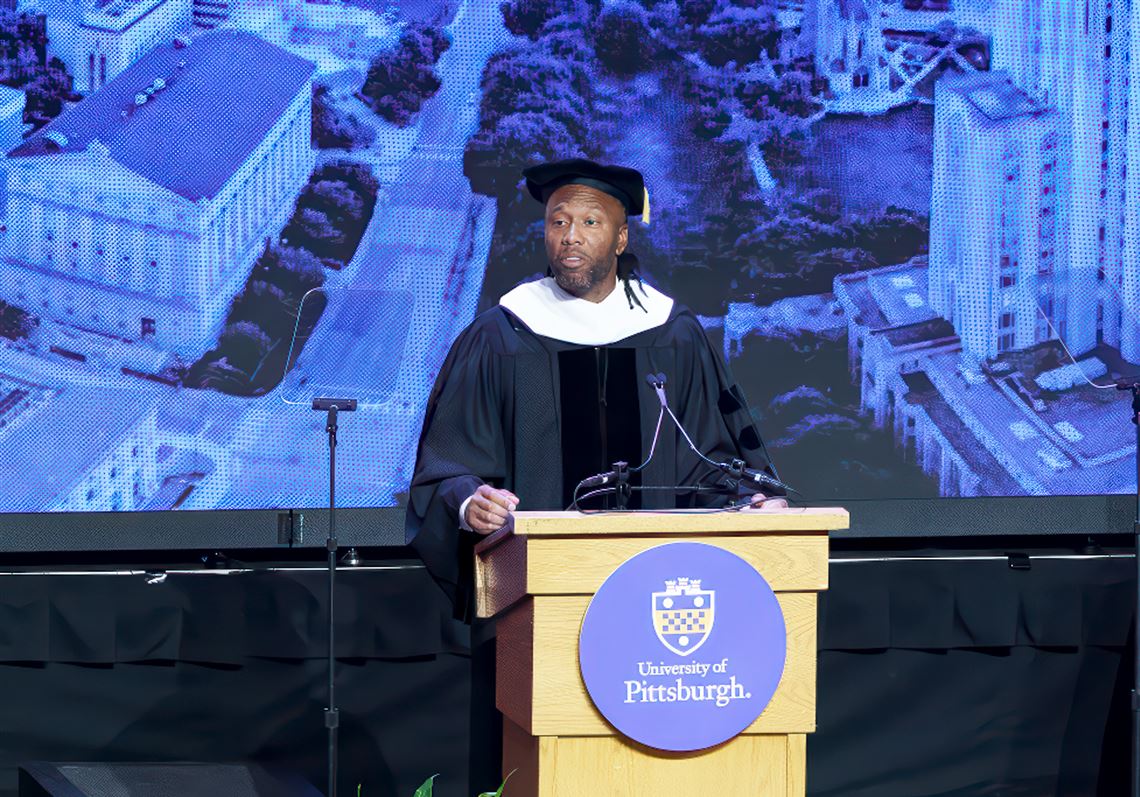 Larry Fitzgerald stresses adaptability, relationships in Pitt ...