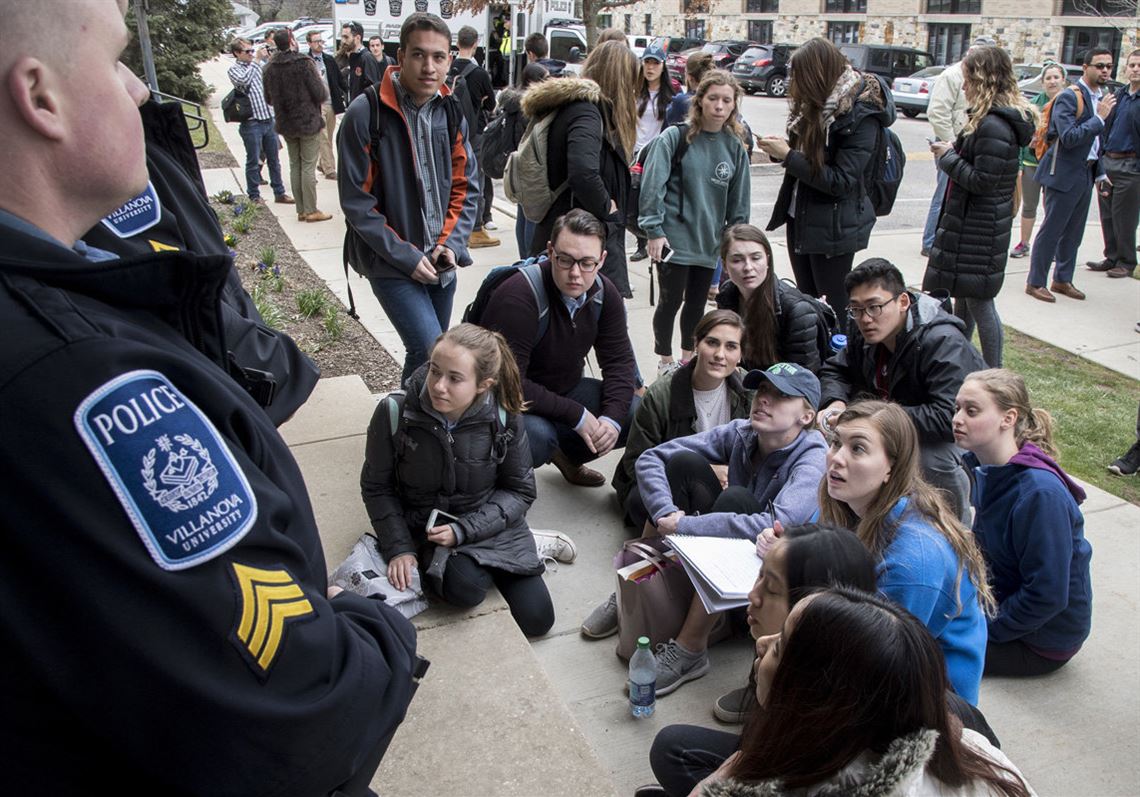 Protesters seek to disrupt Villanova lecture by controversial 'Trumpism ...