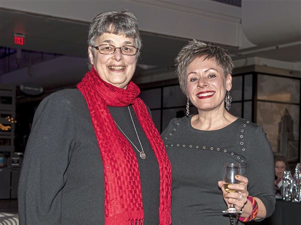 Diana Defino's Instagram, Twitter & Facebook on IDCrawl