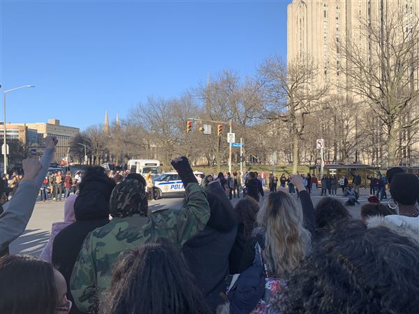 More than 300 protesters march through Oakland | Pittsburgh Post-Gazette
